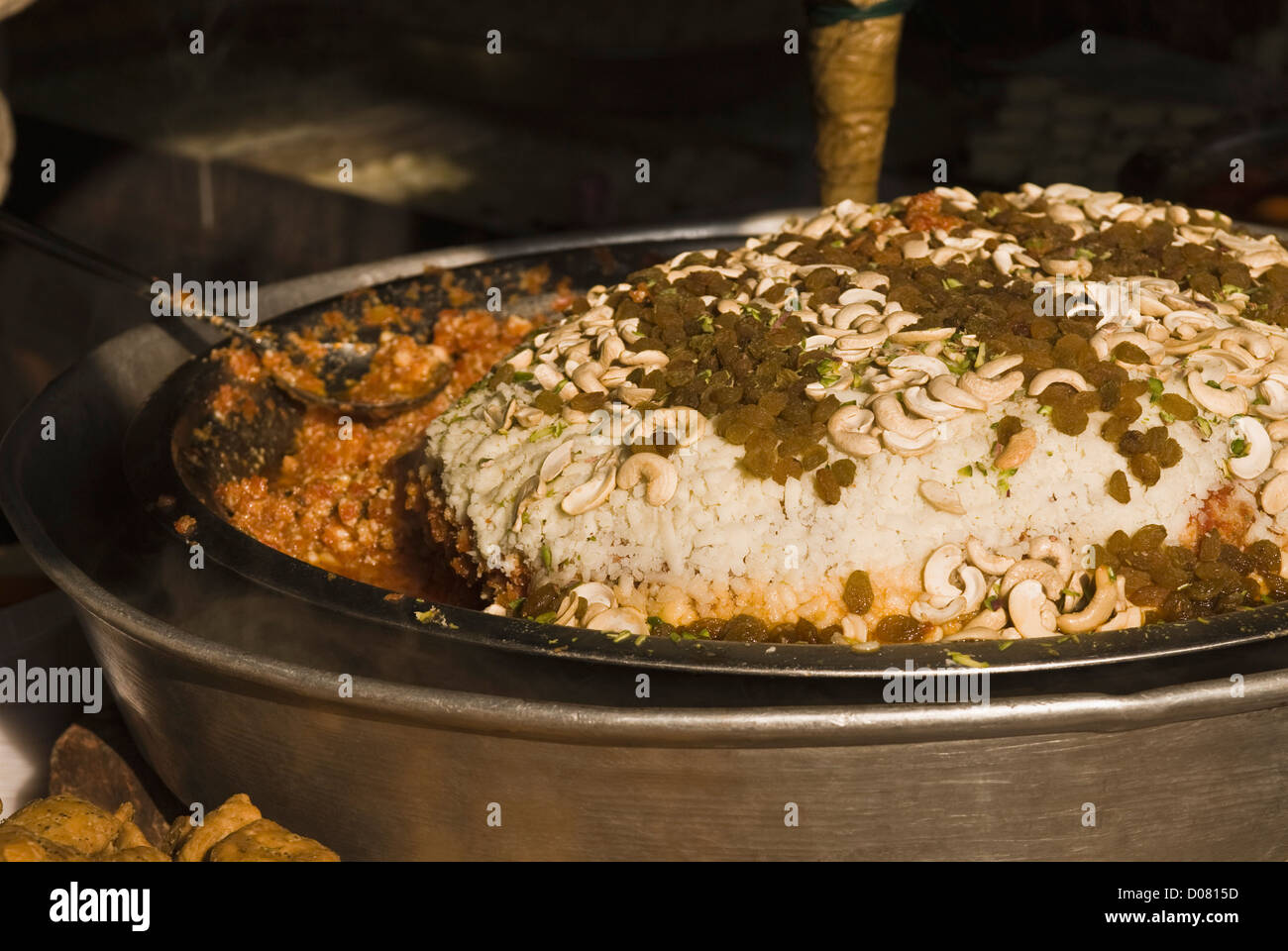 Carrot pudding at a market stall, Delhi, India Stock Photo - Alamy