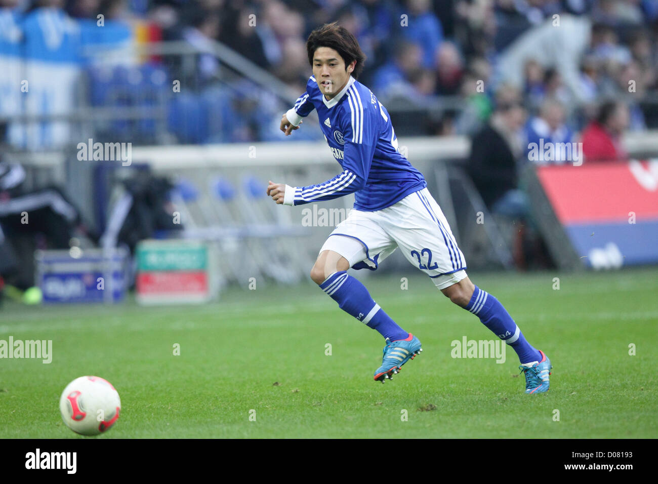 Atsuto Uchida (Schalke), OCTOBER 27, 2012 - Football / Soccer : Atsuto ...