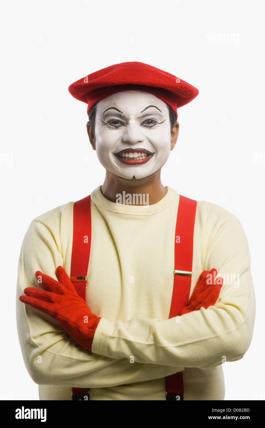 Portrait of a mime smiling Stock Photo - Alamy