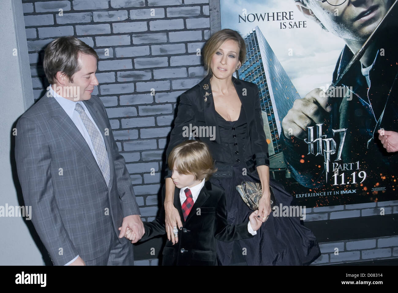 Matthew Broderick, James Wilkie Broderick and Sarah Jessica Parker The ...