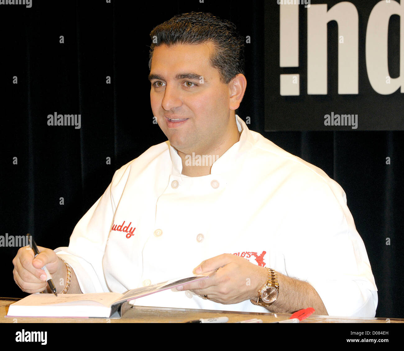 Buddy Valastro autographs his heartfelt memoir 'Cake Boss: Stories and ...