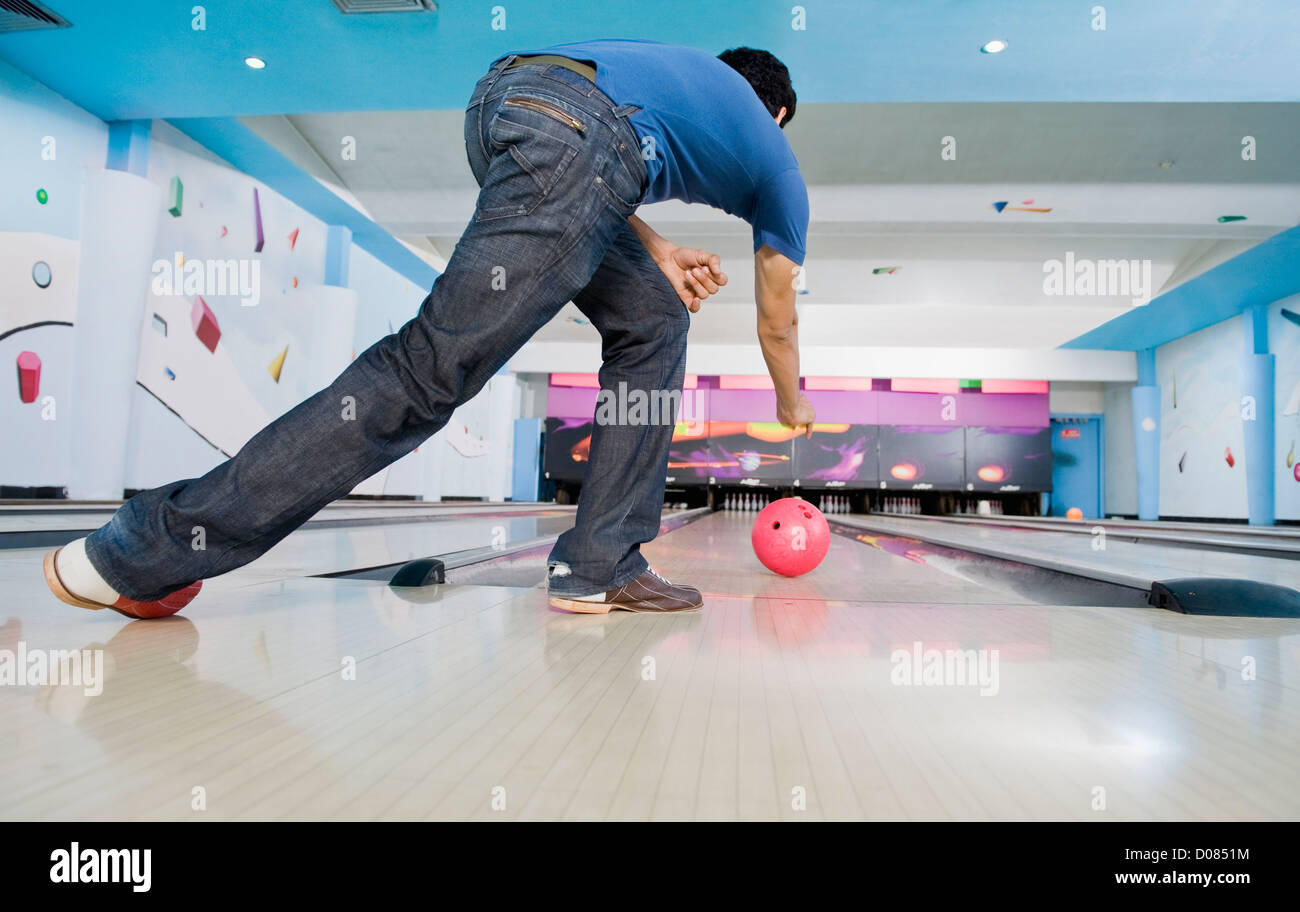 Action Bowling Horizontal High Resolution Stock Photography and Images ...