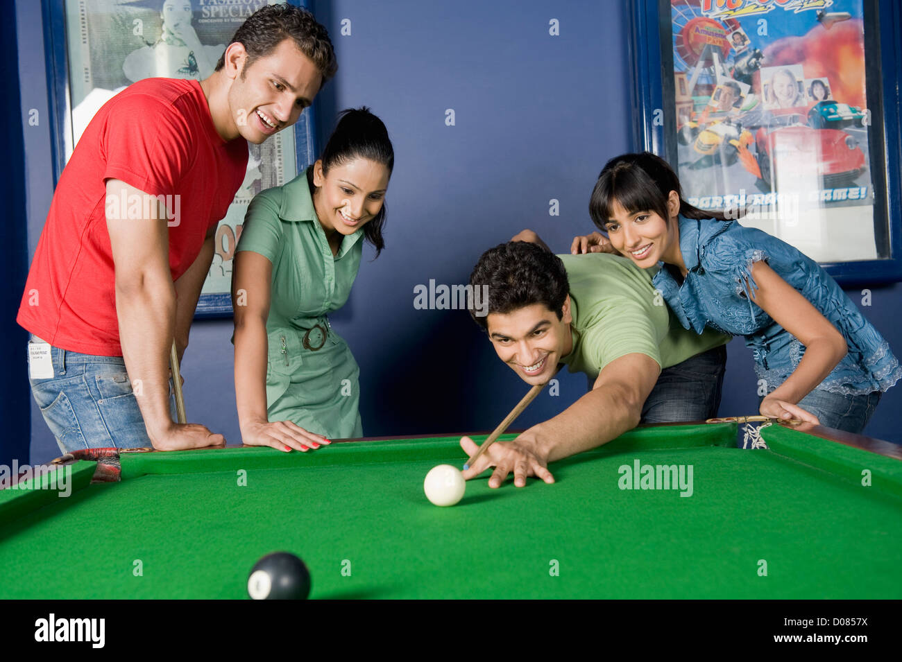 Asian couple playing pool hi-res stock photography and images - Alamy