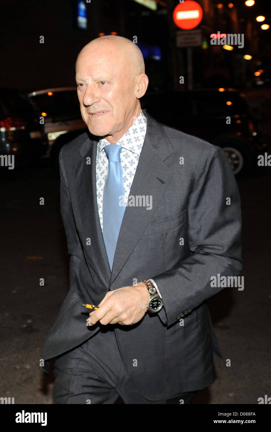 Norman Foster arrives at the Vanity Fair Magazine photo exhibition ...