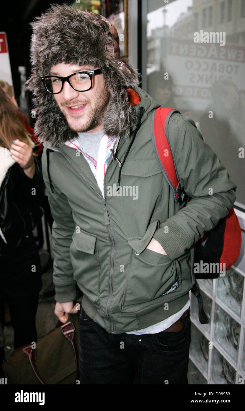 X Factor finalist Matt Cardle arriving at the gym. London, England - 17 ...