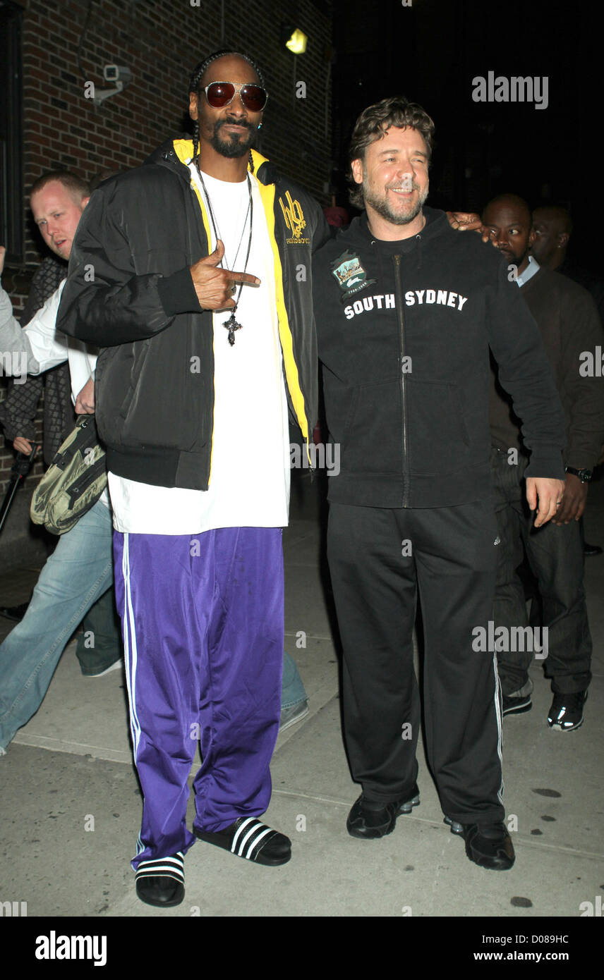 Snoop dogg and russell crowe hi-res stock photography and images - Alamy
