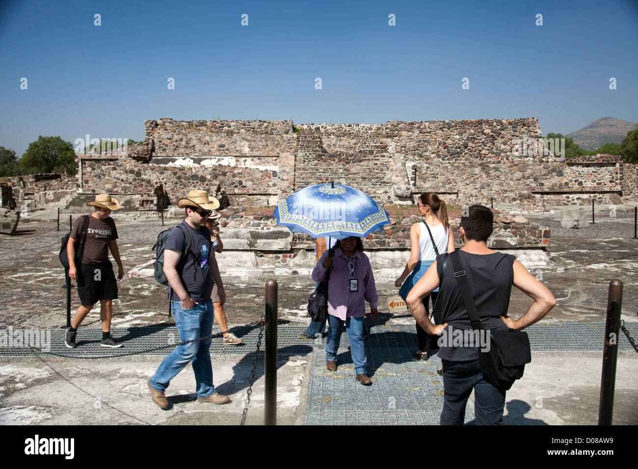 Visitors to Teotihuacan Remnants of pre-Hispanic civilization - Ruins ...
