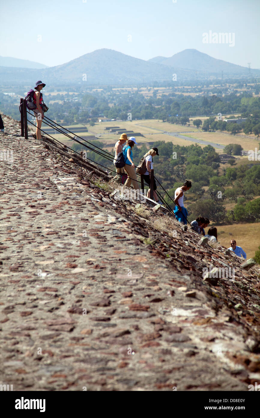 People Climbing Down Pyramid of the Sun at Teotihuacan in Mexico Stock ...