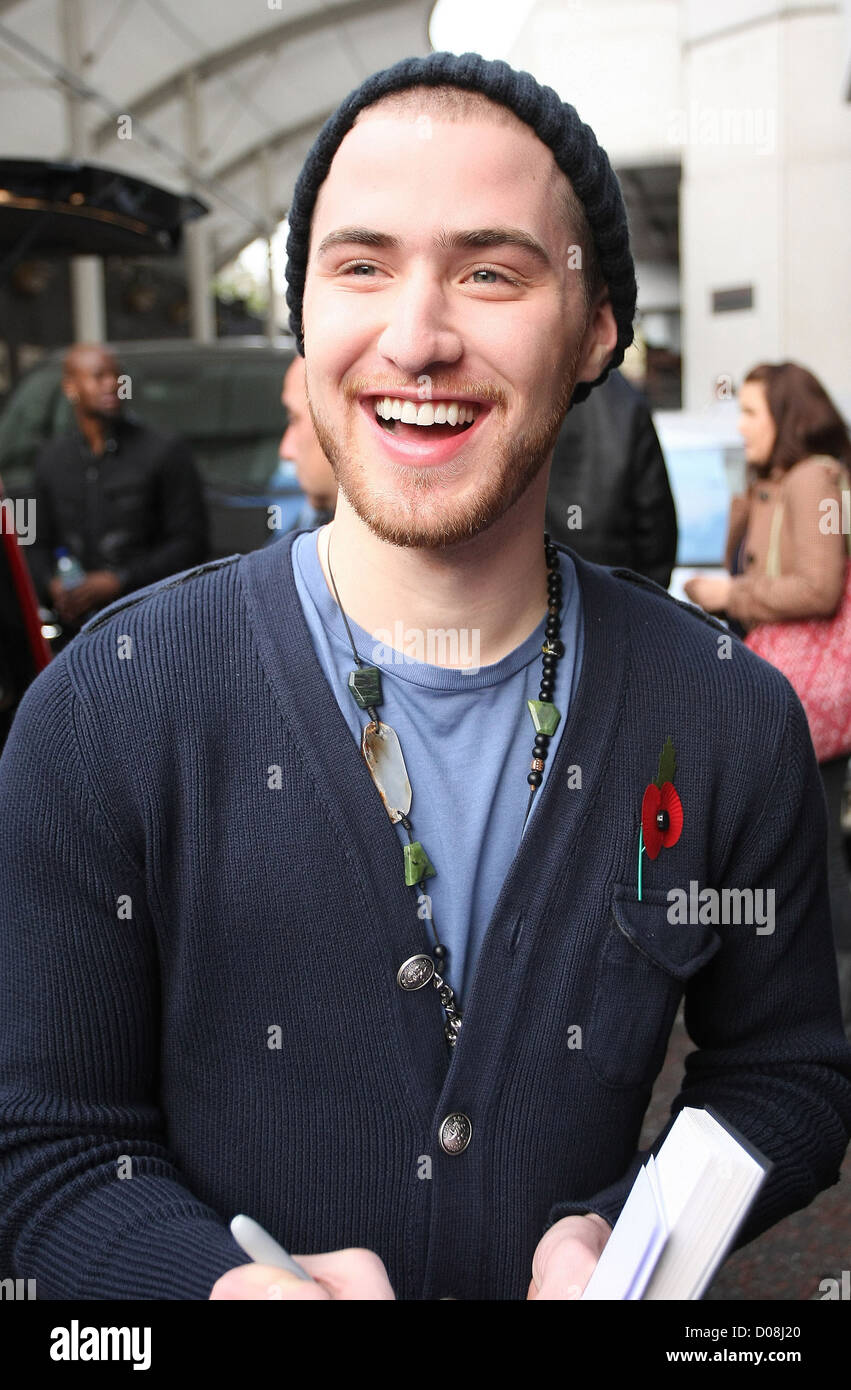 Mike posner hi-res stock photography and images - Alamy