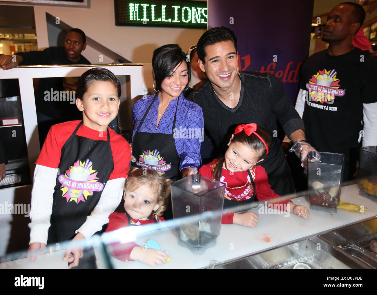 Mario lopez girlfriend courtney mazza hi-res stock photography and ...