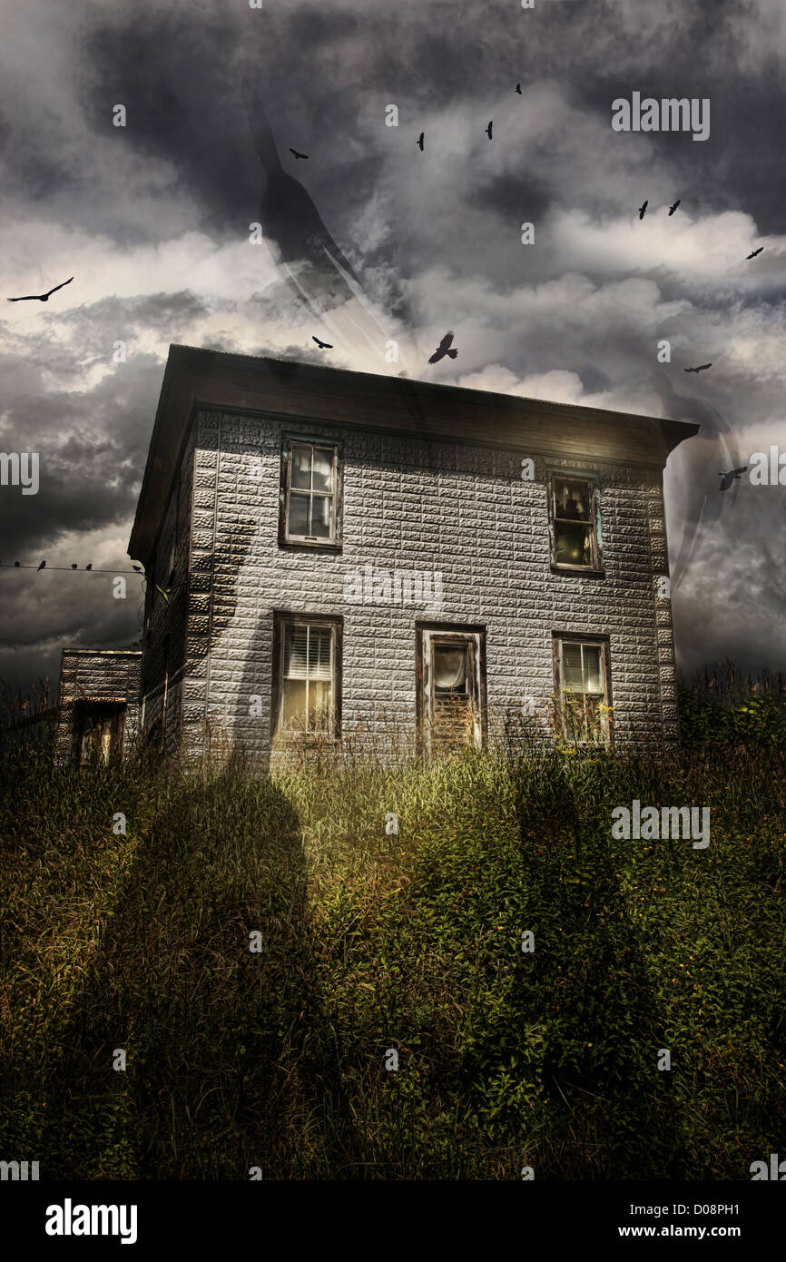 Scary old house ghosts hi-res stock photography and images - Alamy
