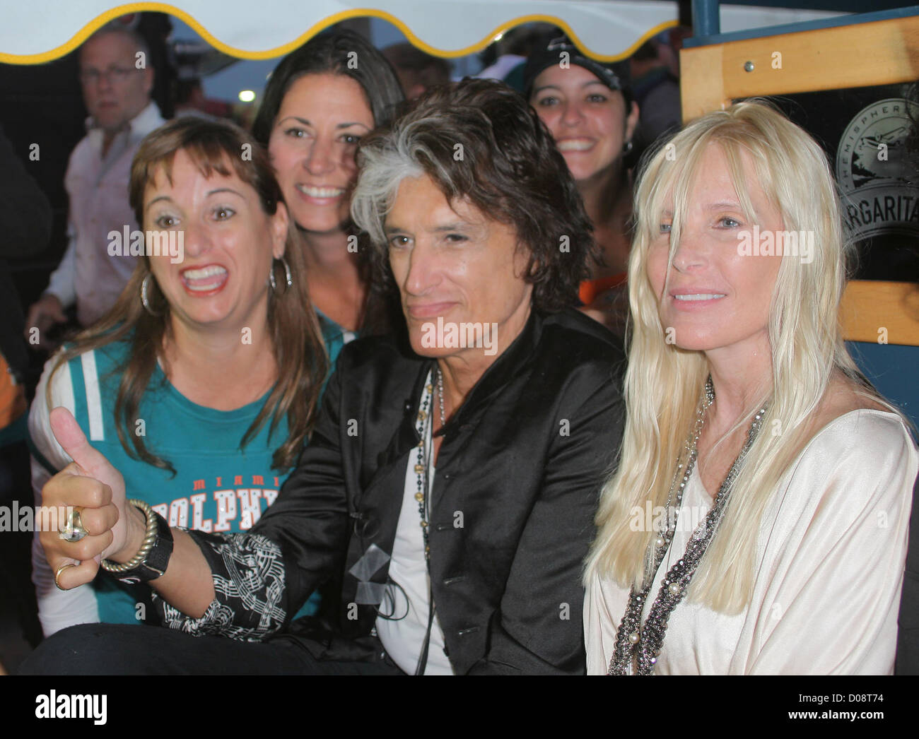 Joe Perry his wife Billie Paulette Montgomery the Miami Dolphins vs ...
