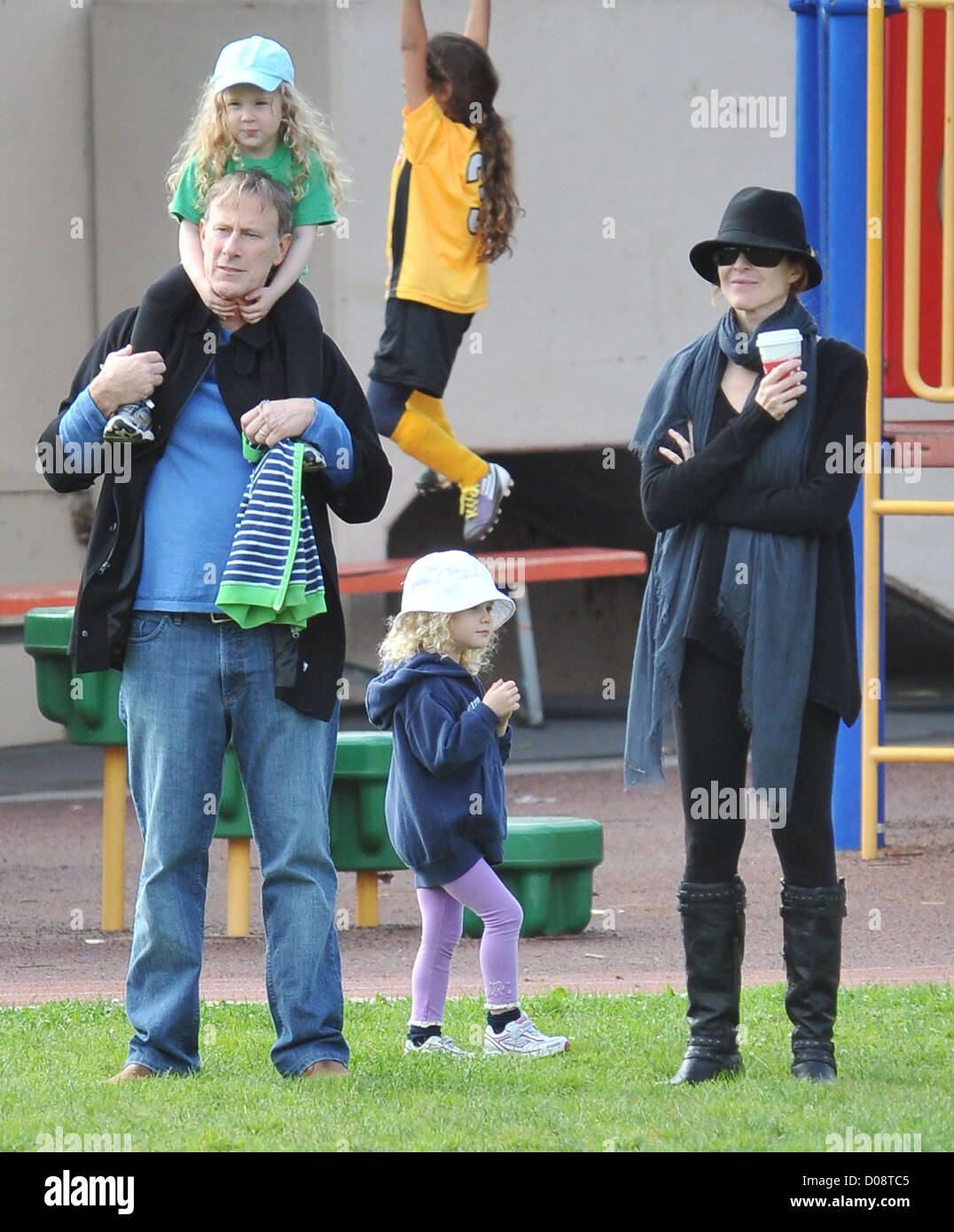 Marcia Cross, her husband Tom Mahoney and their daughters Eden and ...