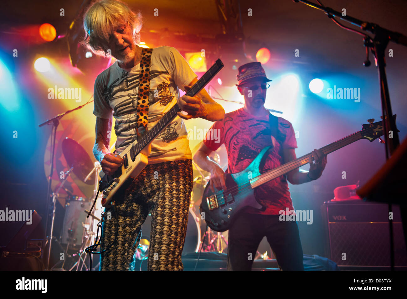 Gong band hi-res stock photography and images - Alamy