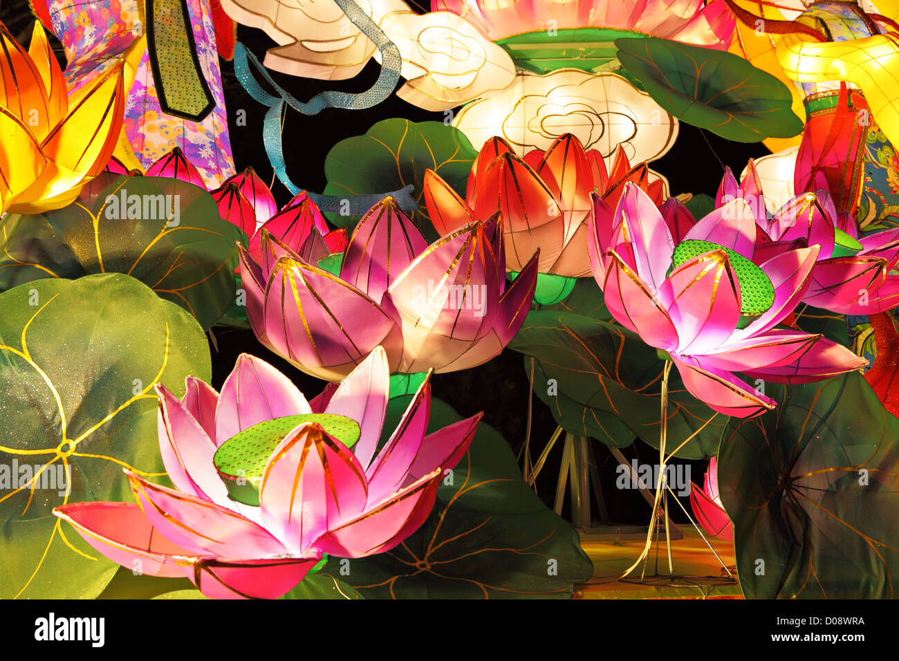 Chinese traditional paper lanterns Stock Photo - Alamy