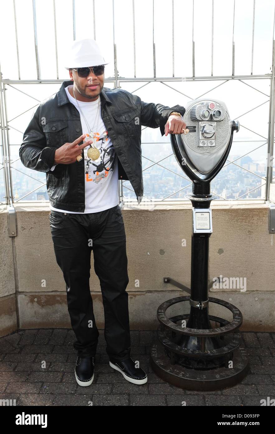 Nov. 20, 2012 - Manhattan, New York, U.S. - Rap superstar FLO RIDA ...