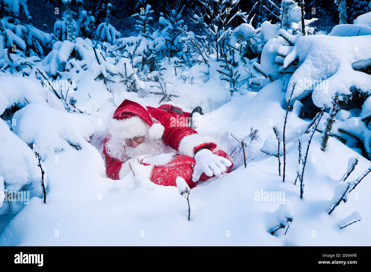 Santa struggling to deliver presents He seems stuck in deep snow Stock ...