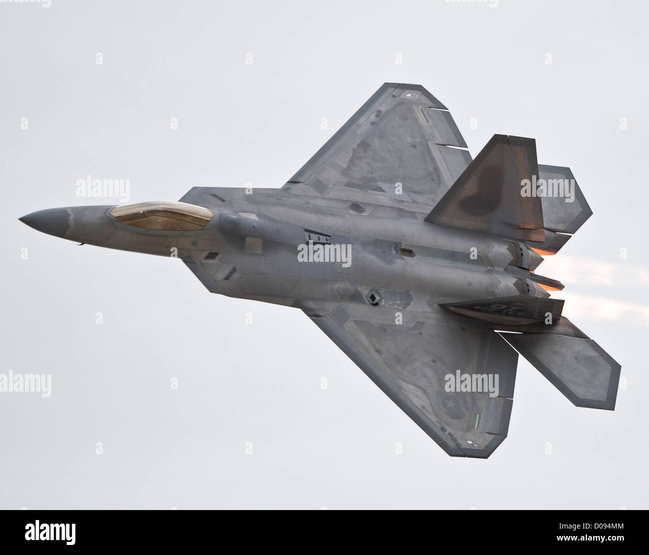 The F-22 Raptor, a fifth-generation stealth fighter, performs at the ...