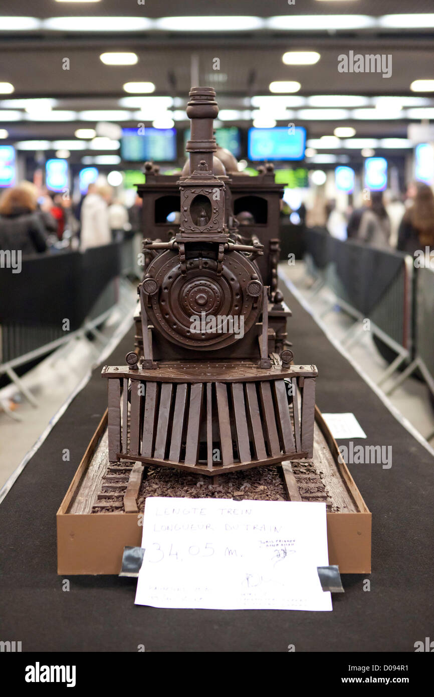 20/11/2012- BRUSSELS, BELGIUM: The World's longest chocolate train ...