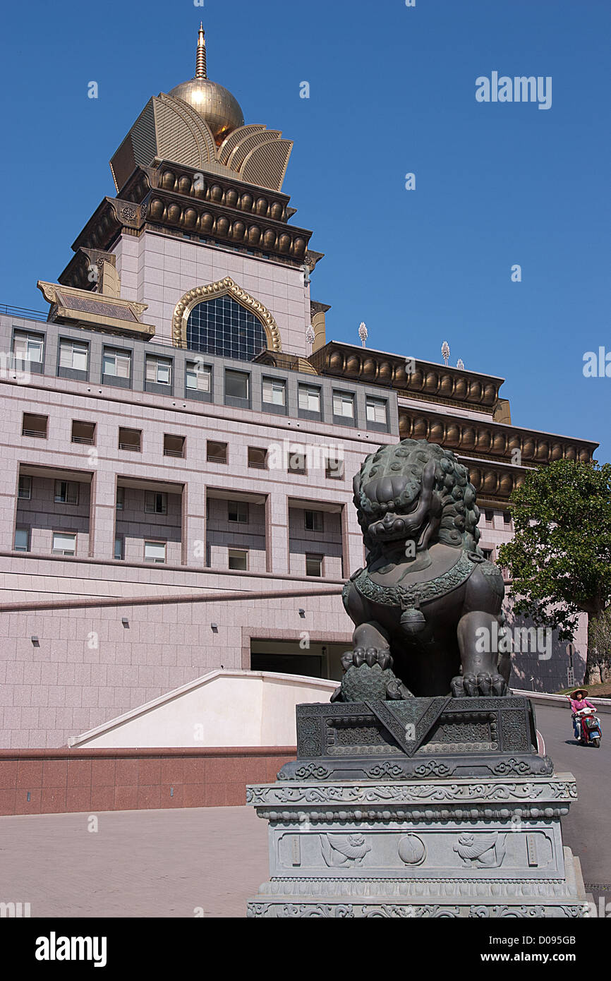 Tai chan hi-res stock photography and images - Alamy