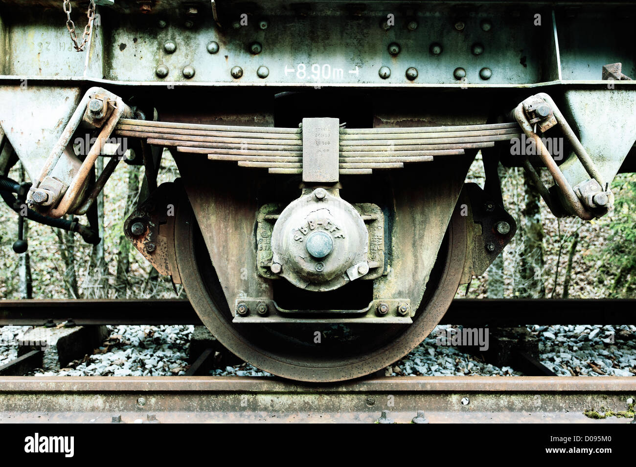 Axles hi-res stock photography and images - Alamy