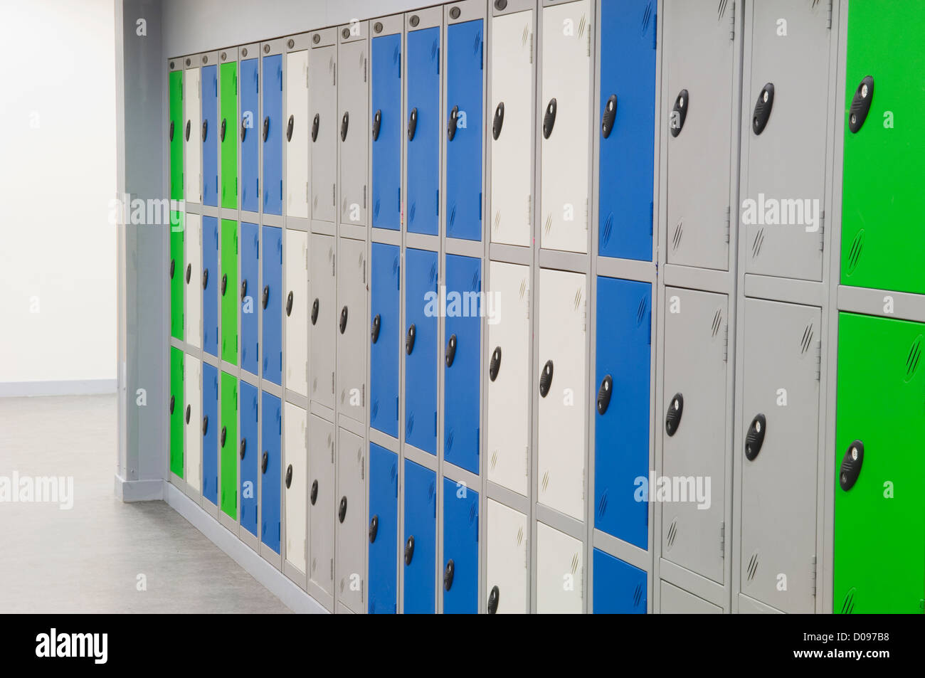 Blue school lockers hi-res stock photography and images - Alamy