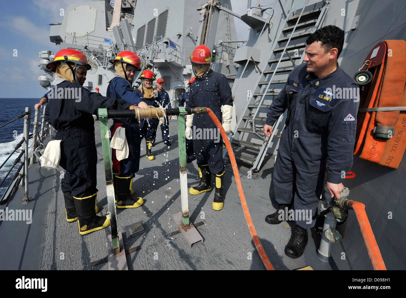 Pipe patching hi-res stock photography and images - Alamy