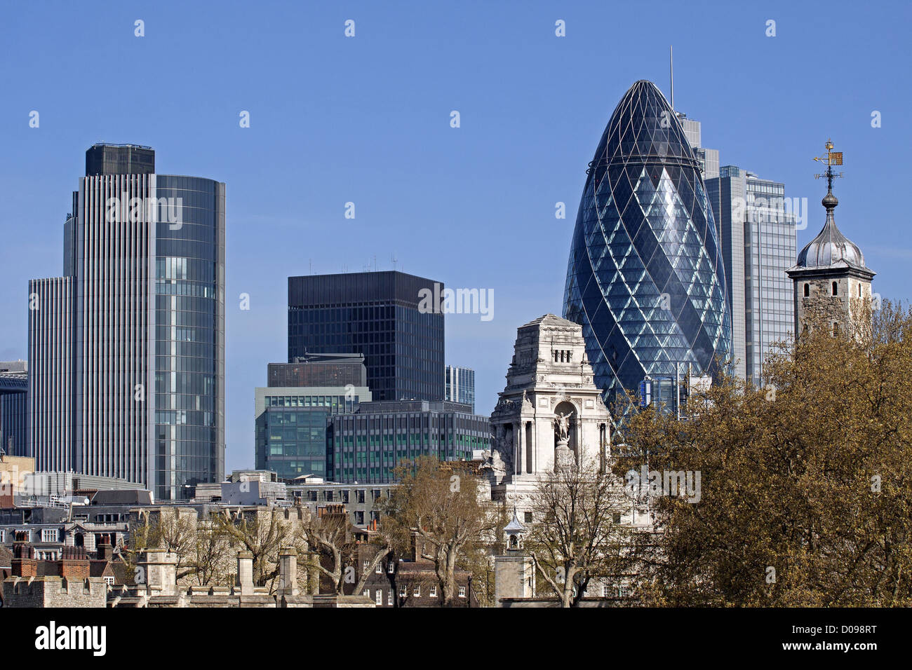 VIEW TOWER LONDON CITY RIGHT SWISS RE BUILDING 30 ST MARY AXE BUILDING ...