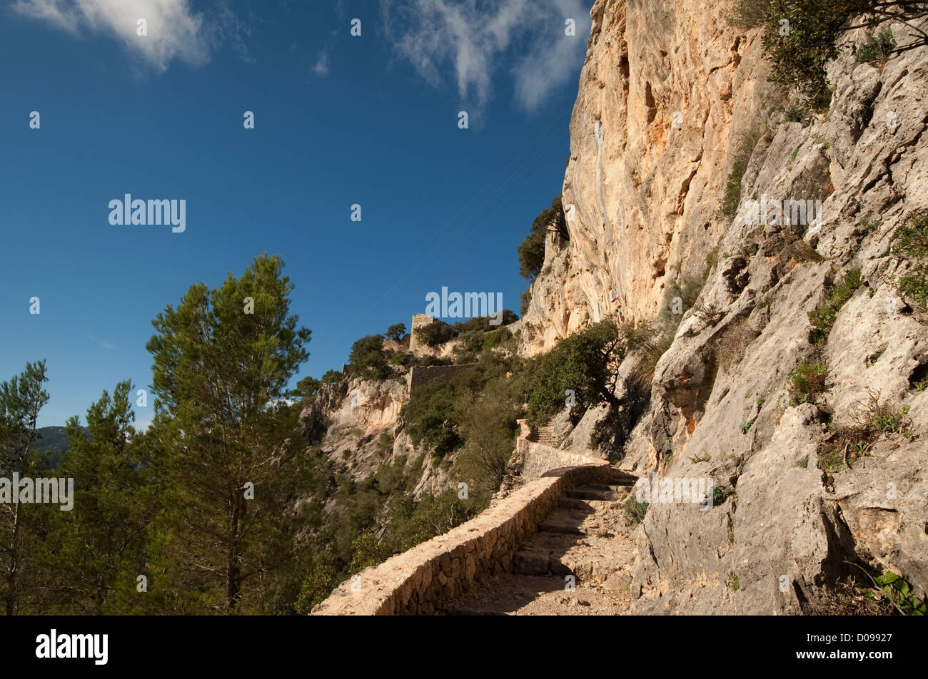 pedestrian walkway castle de Alaro, Puig de Alaro, mountain hill ...