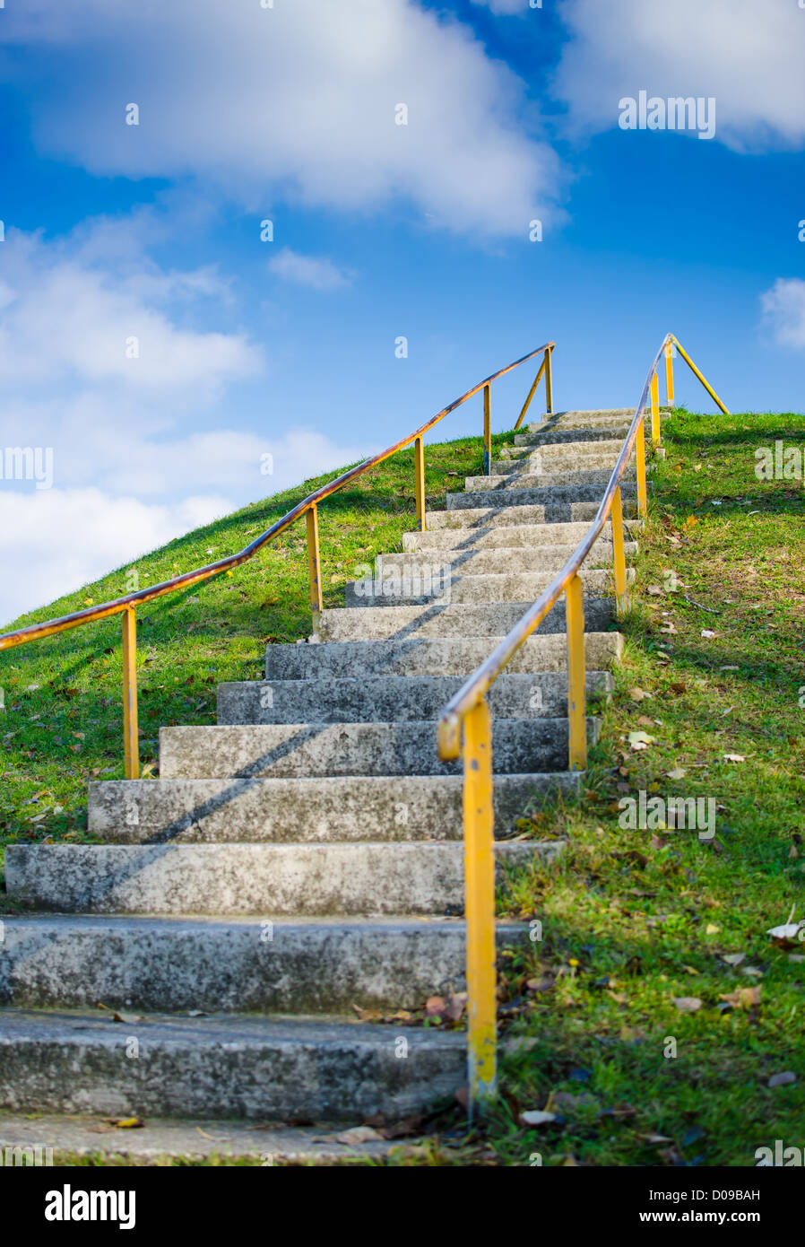 Outdoor Stairs For A Steep Hill Lake Staircase Photos Ideas For