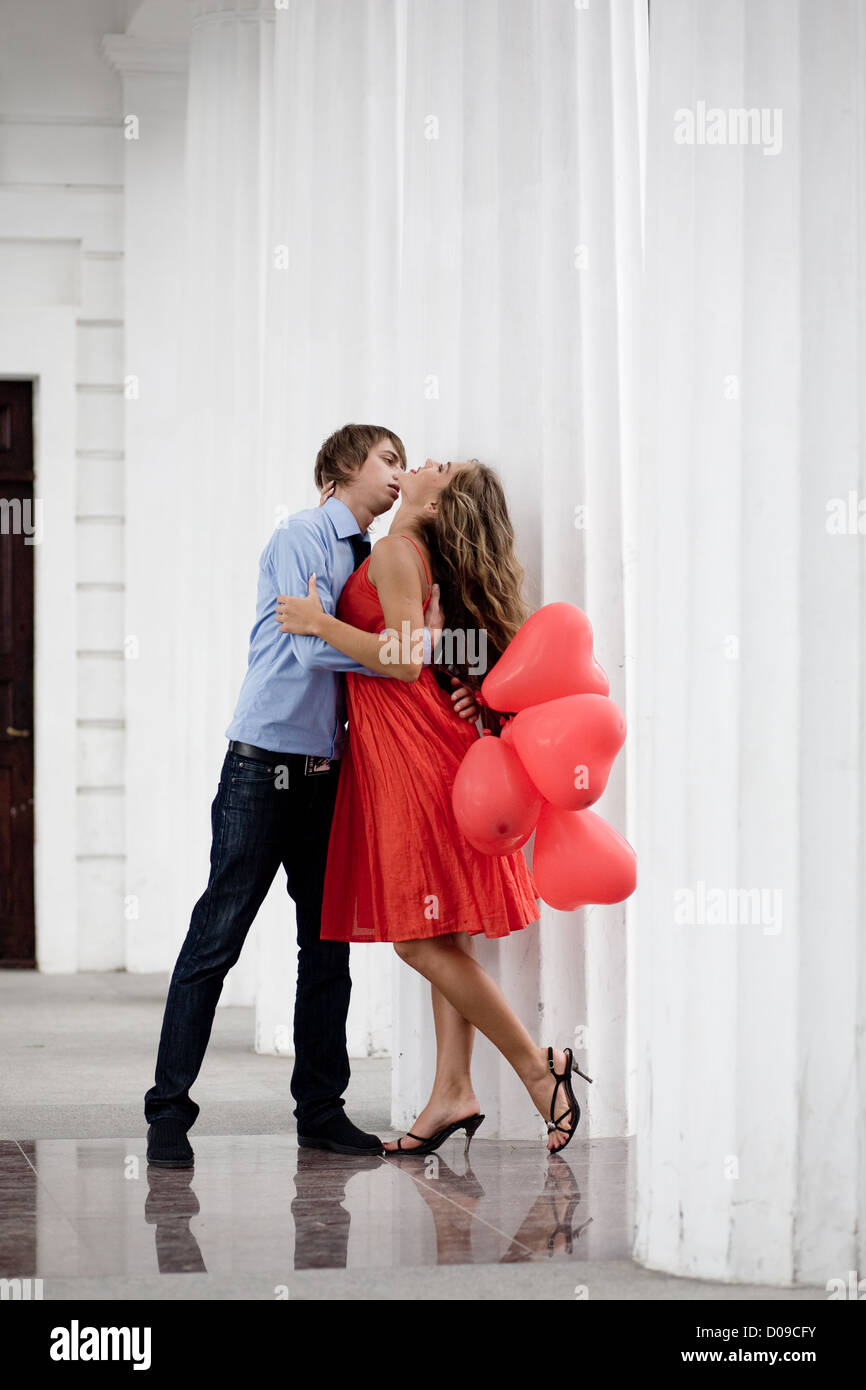 Slim columns hi-res stock photography and images - Alamy