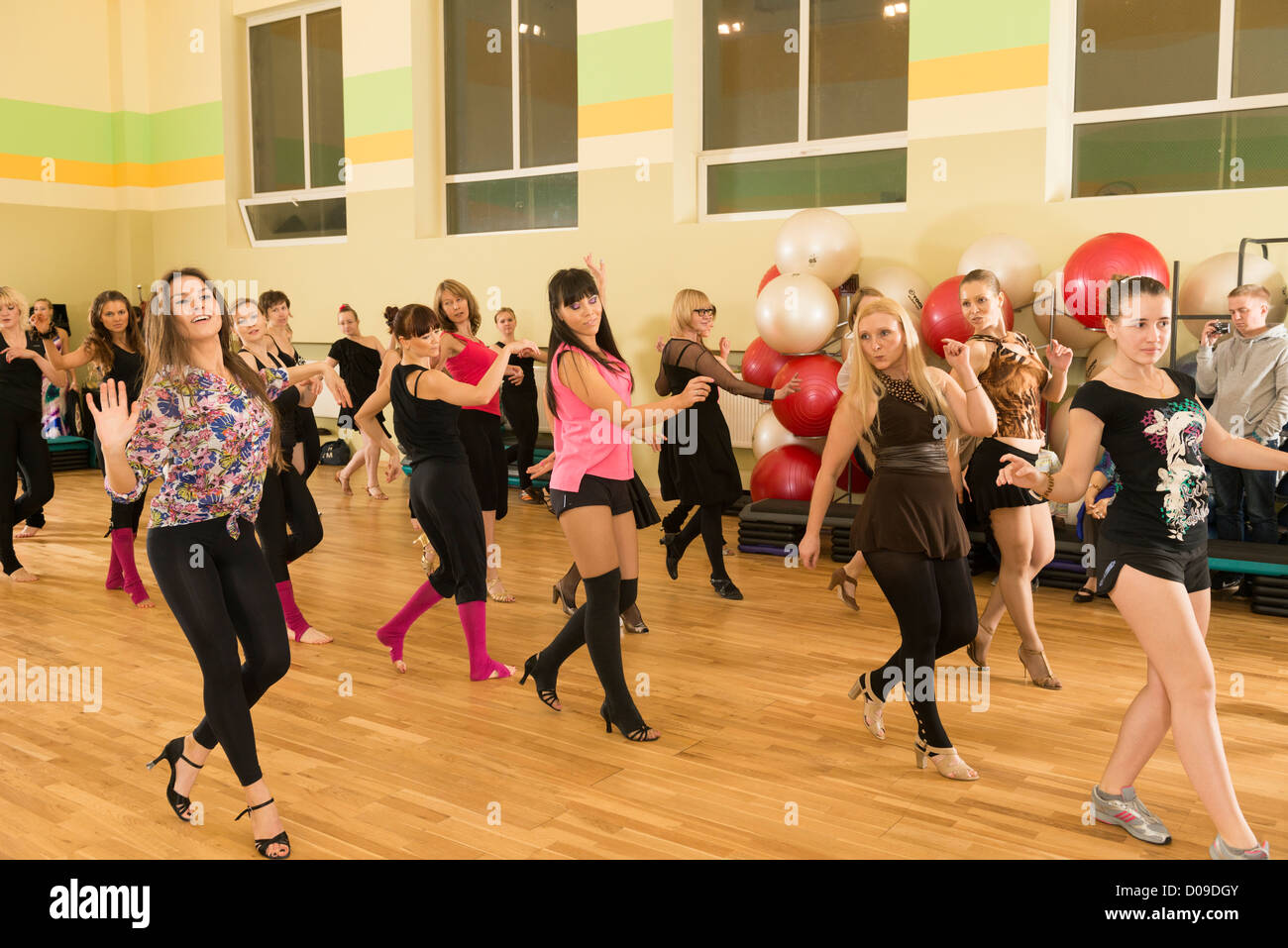 Dance competition at the local fitness club facility Stock Photo - Alamy