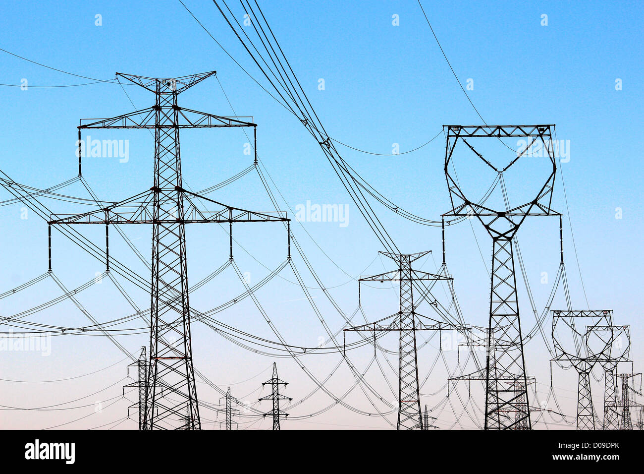 Electrical power plant under construction hi-res stock photography and ...