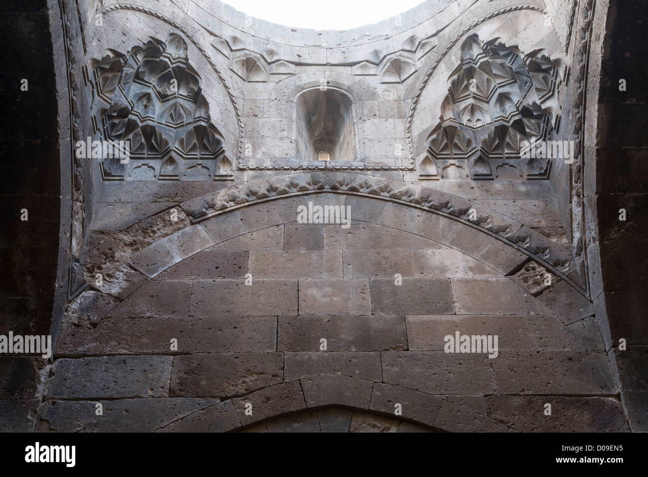 detail of zone of transition of dome of covered hall, Agzikara Han ...
