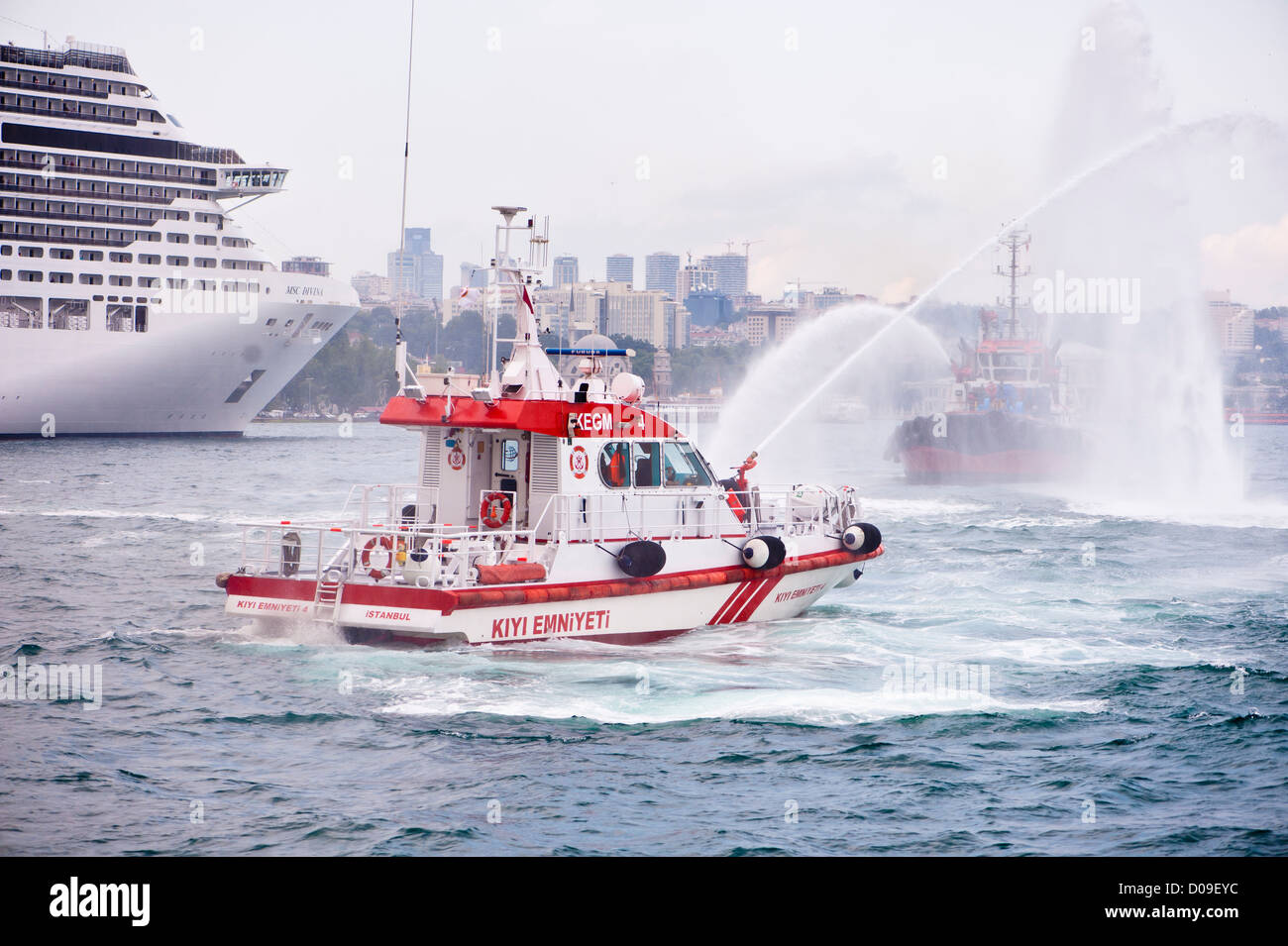 Fire boats put on a display on the Bosphorus Stock Photo - Alamy