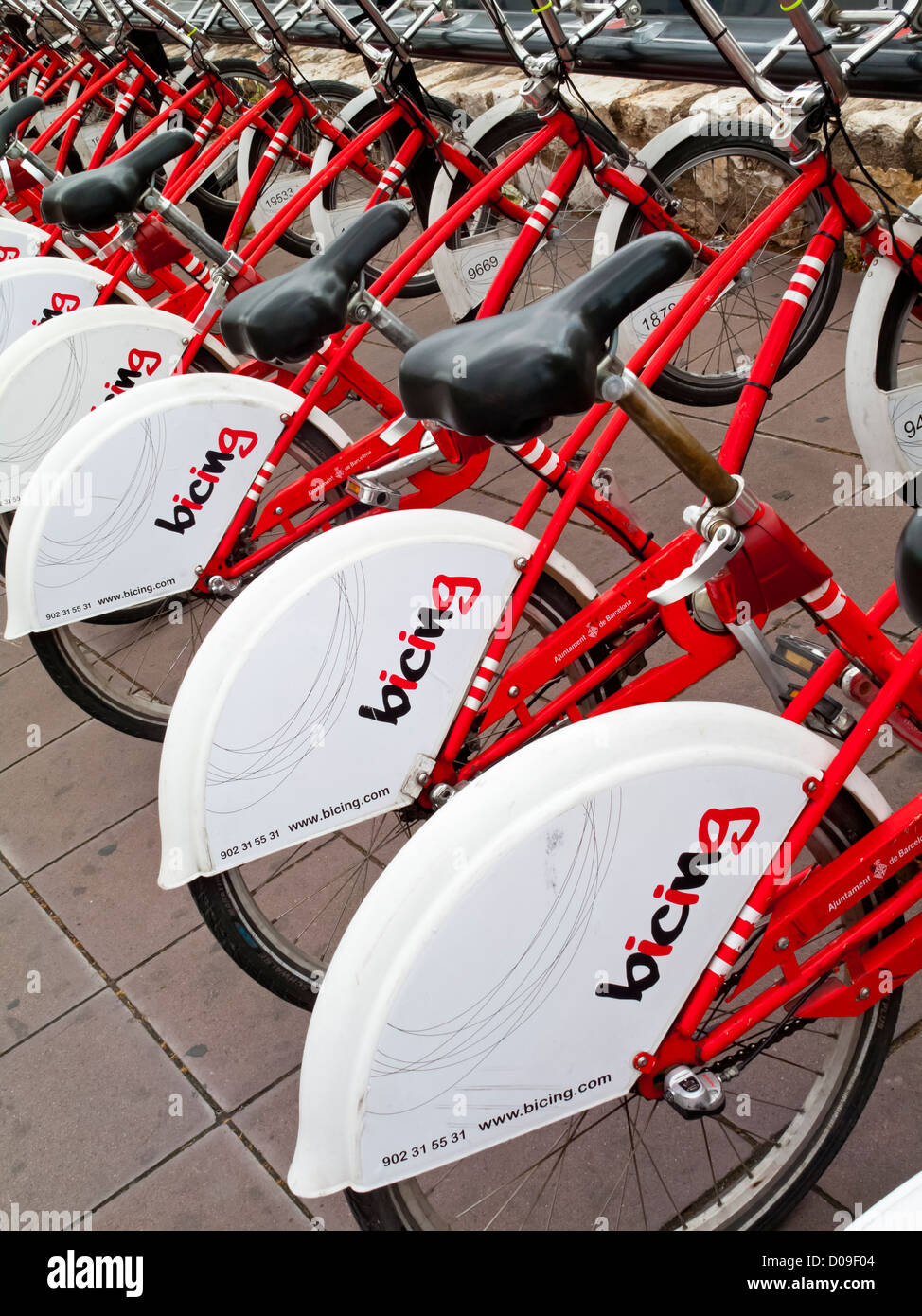 Sharing cycles hi-res stock photography and images - Alamy