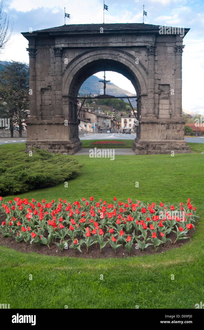 Italy, Aosta Valley, Aosta, Roman Arch, Triumphal Arch of Augustus ...