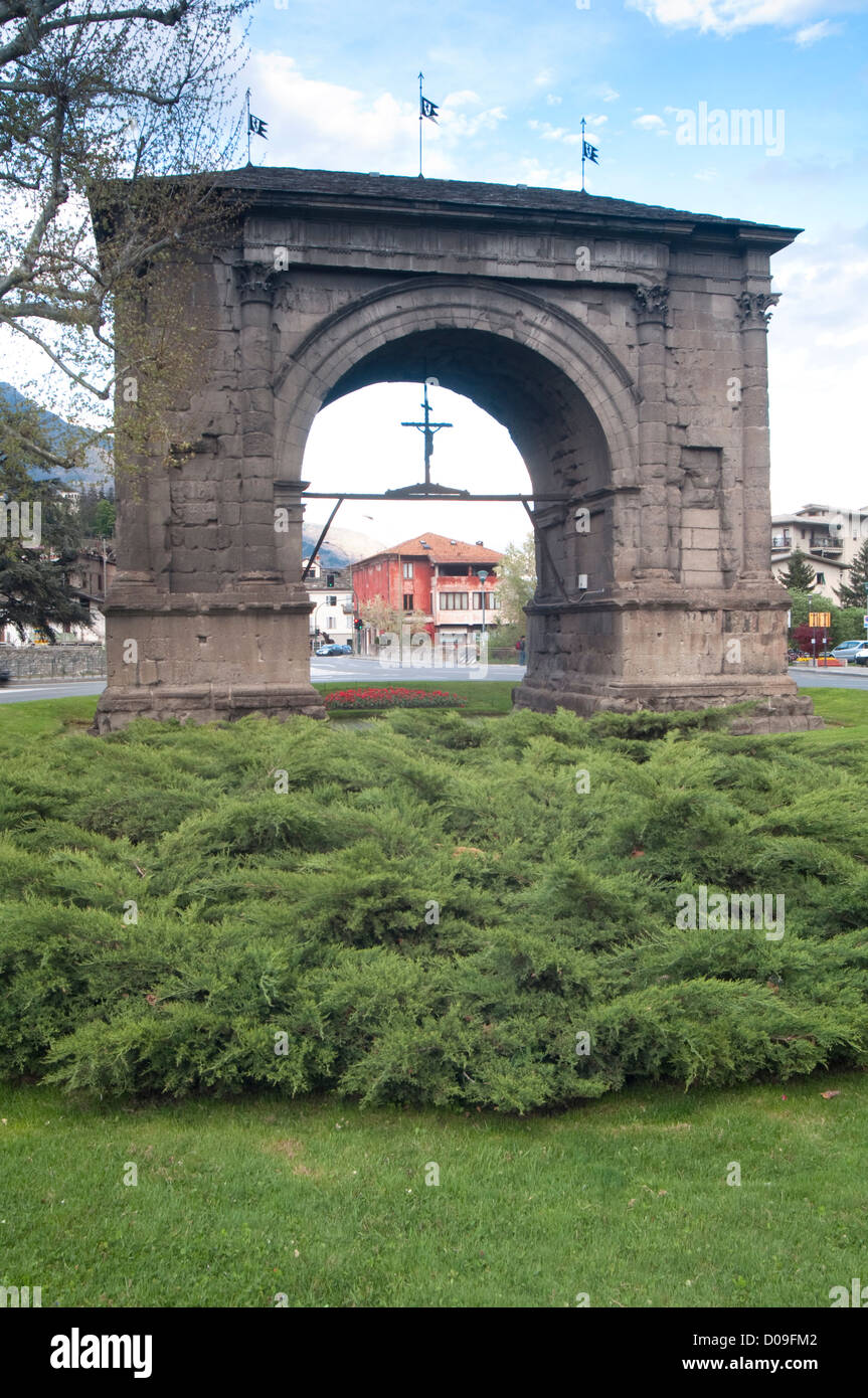 Italy, Aosta Valley, Aosta, Roman Arch, Triumphal Arch of Augustus ...