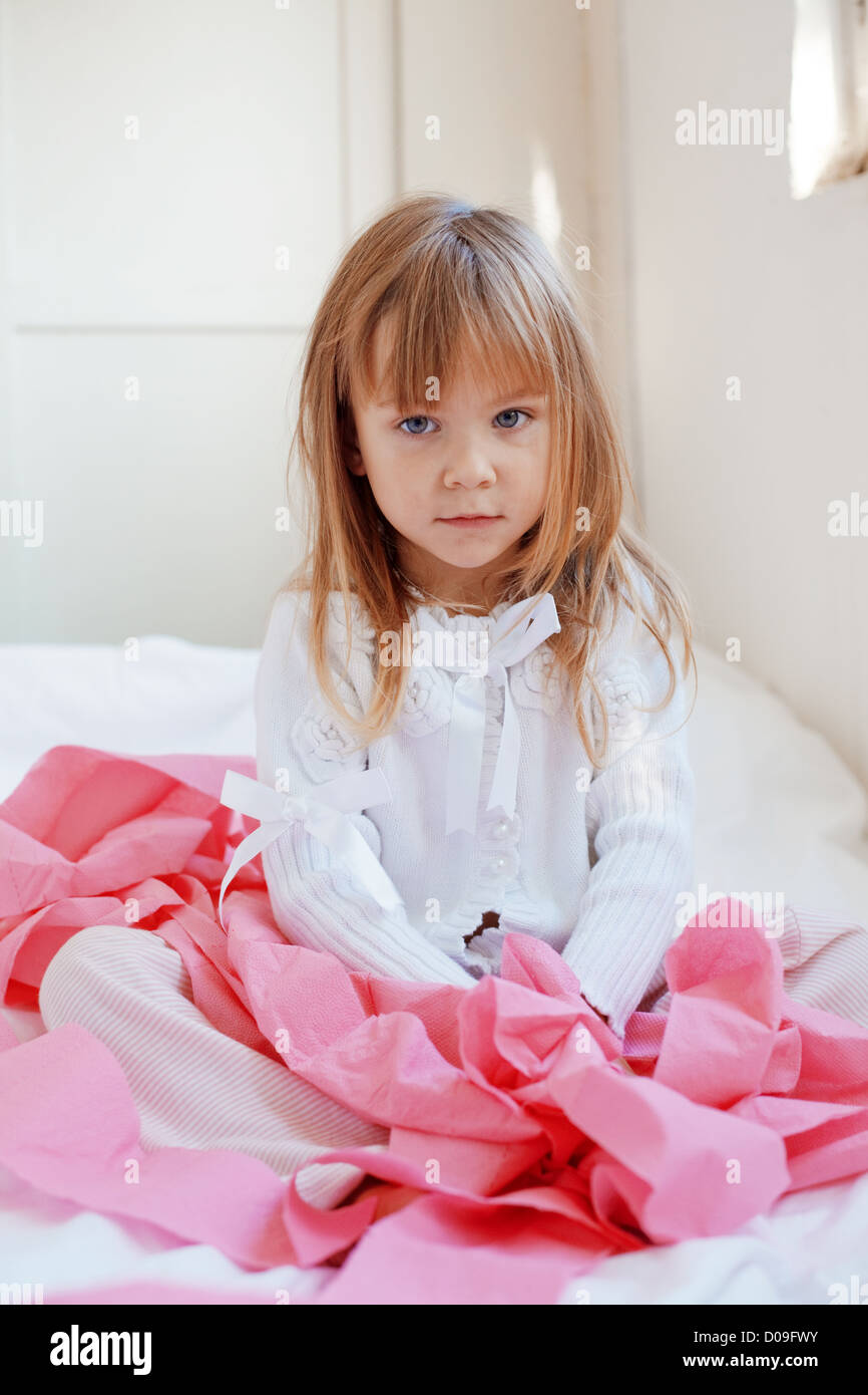 Portrait of sad child girl Stock Photo - Alamy
