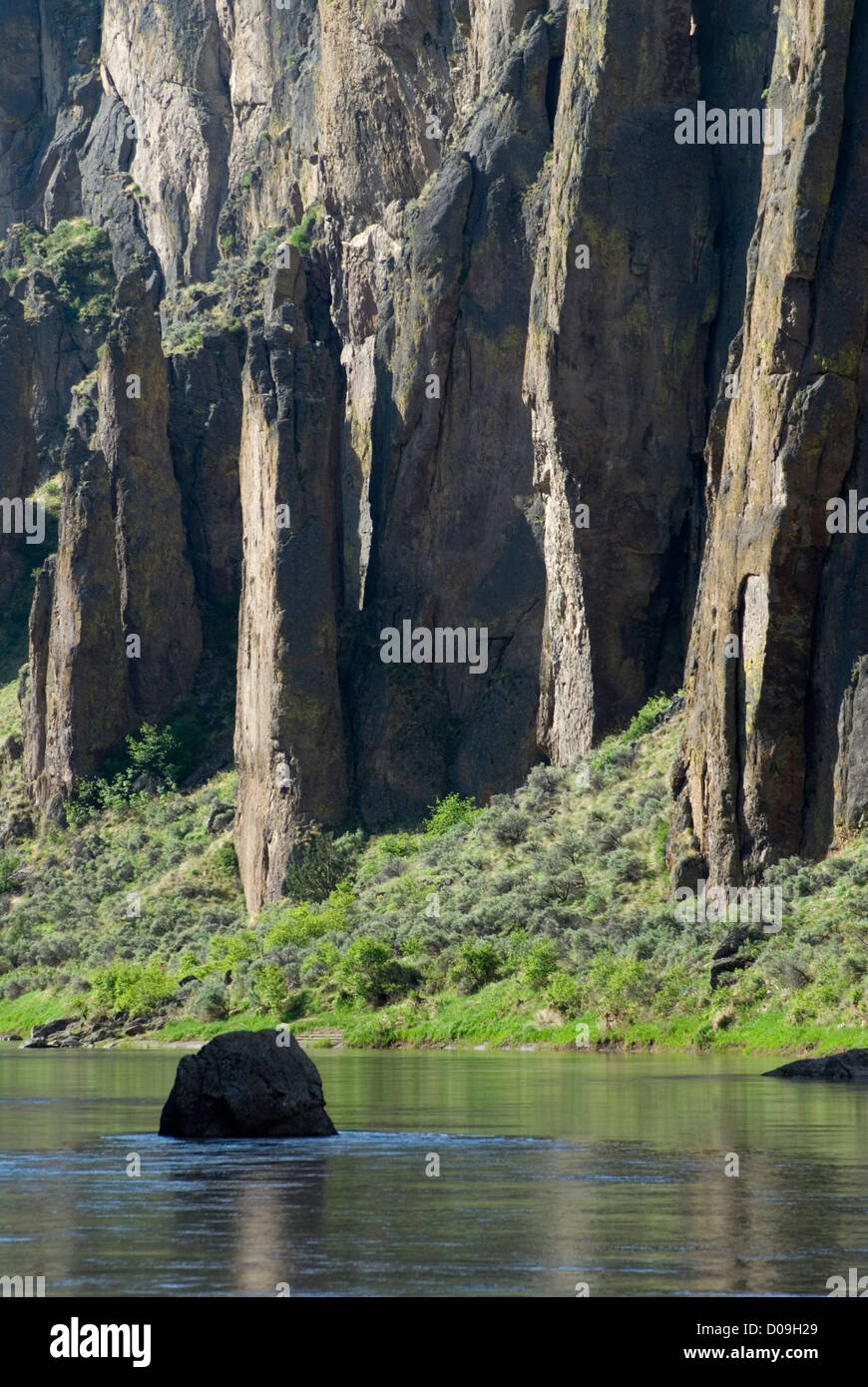 Boulder and cliff, East Fork of the Owyhee River in Oregon Stock Photo ...