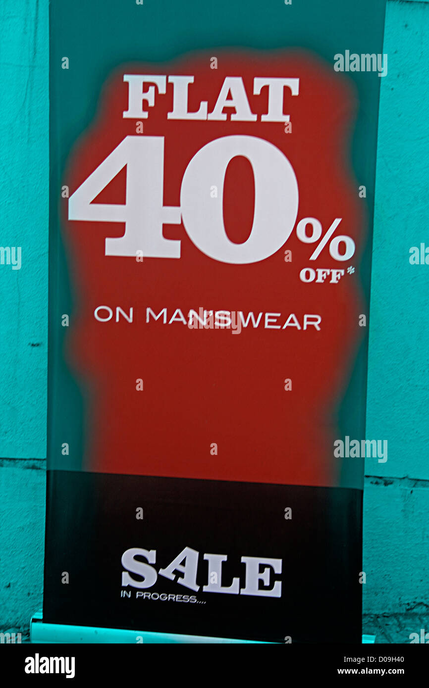 window display with 40 % Discount board at a shop, India Stock Photo ...