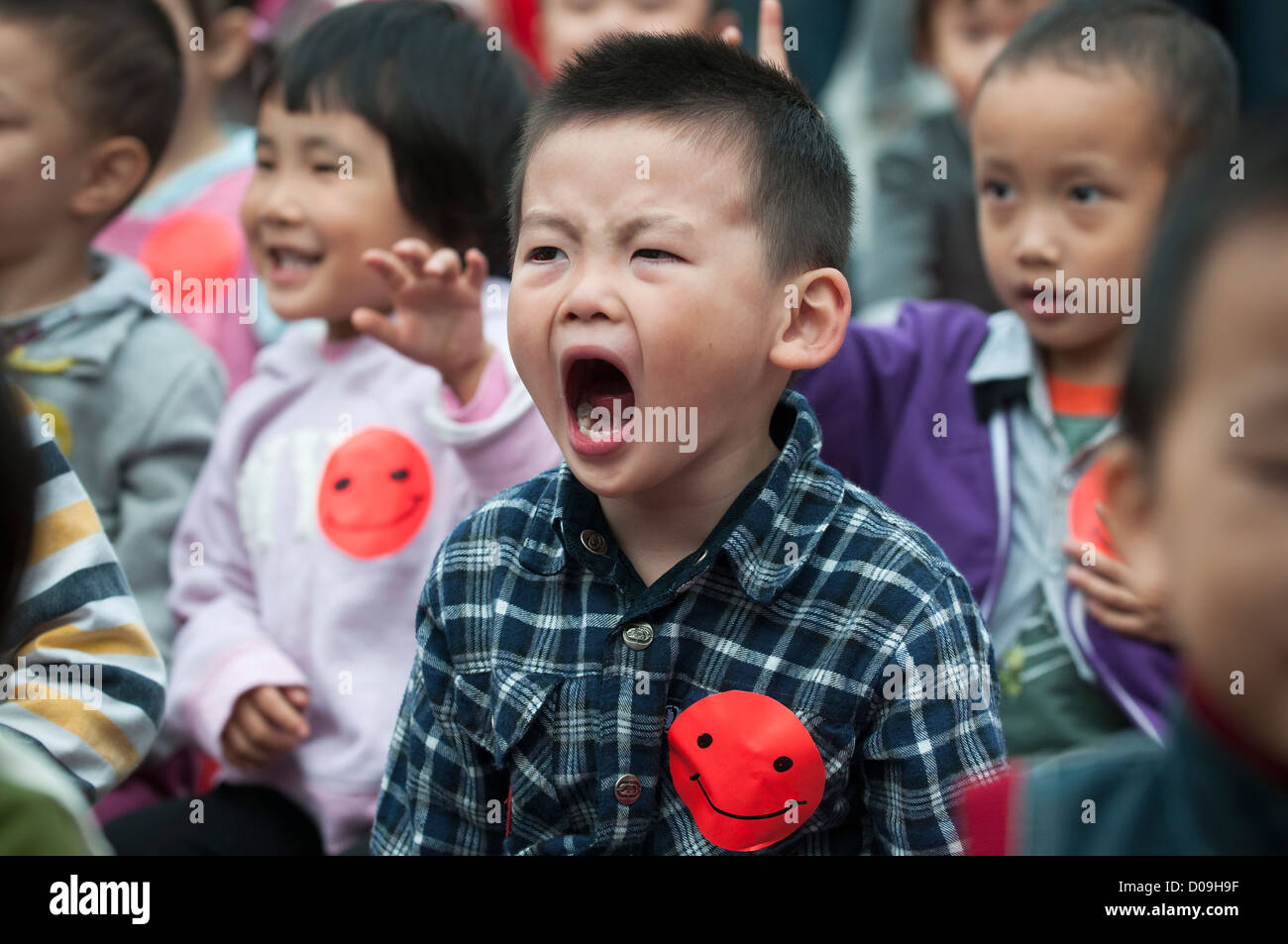 School children roar like lions during story time in Wenhua Park ...