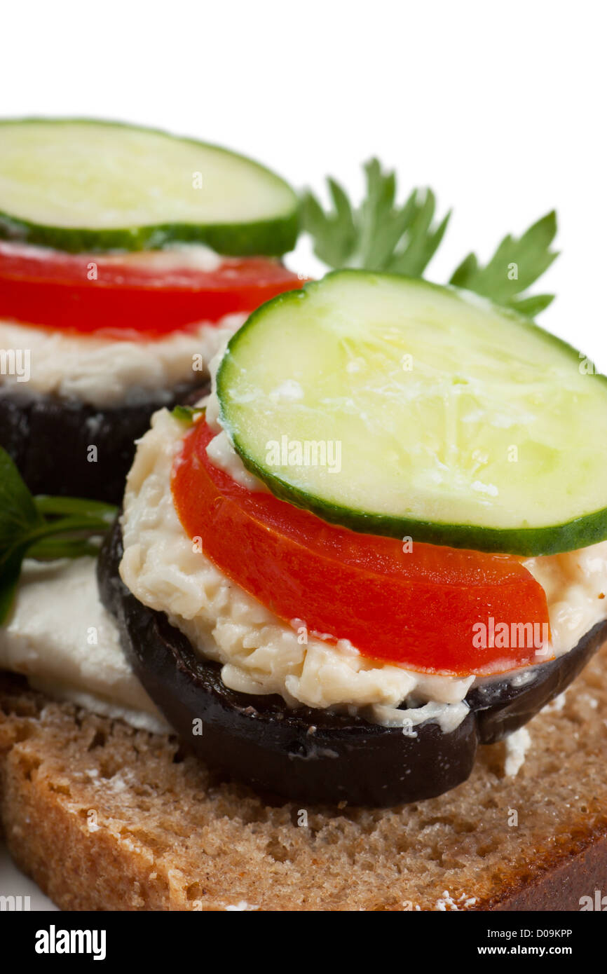 Vegetarian open sandwich hi-res stock photography and images - Alamy