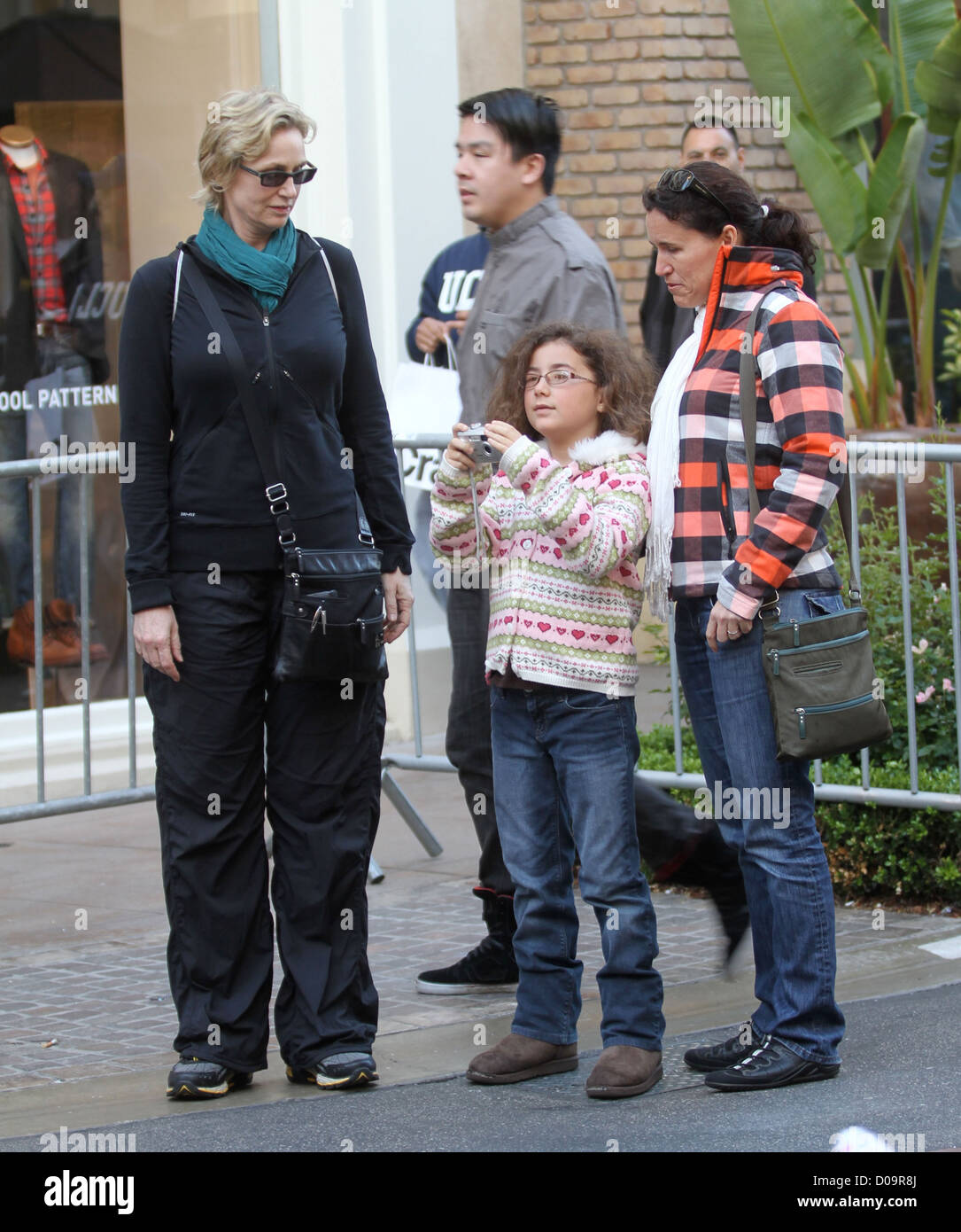 Haden collette ryan embry and lara hi-res stock photography and images ...