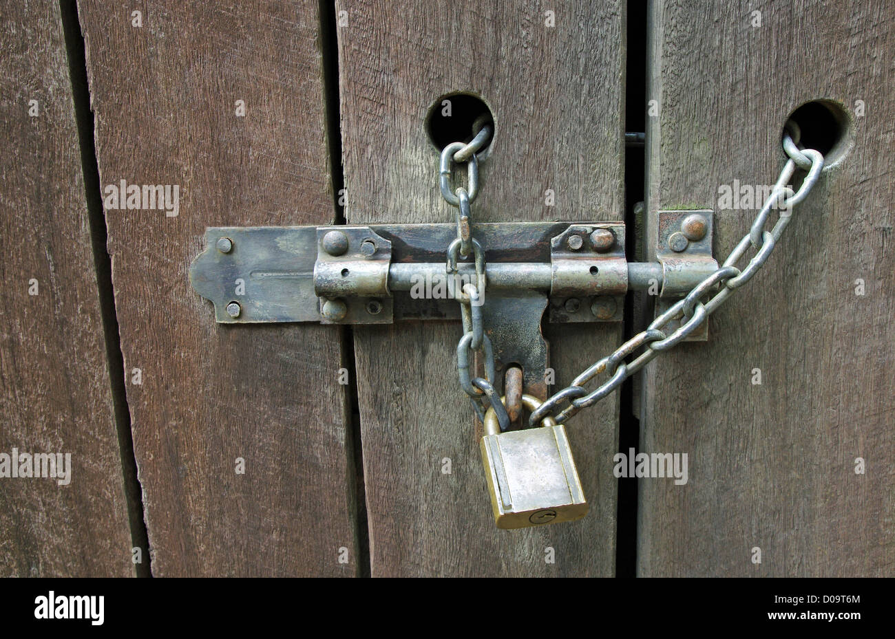 padlock chain and bolt Stock Photo - Alamy