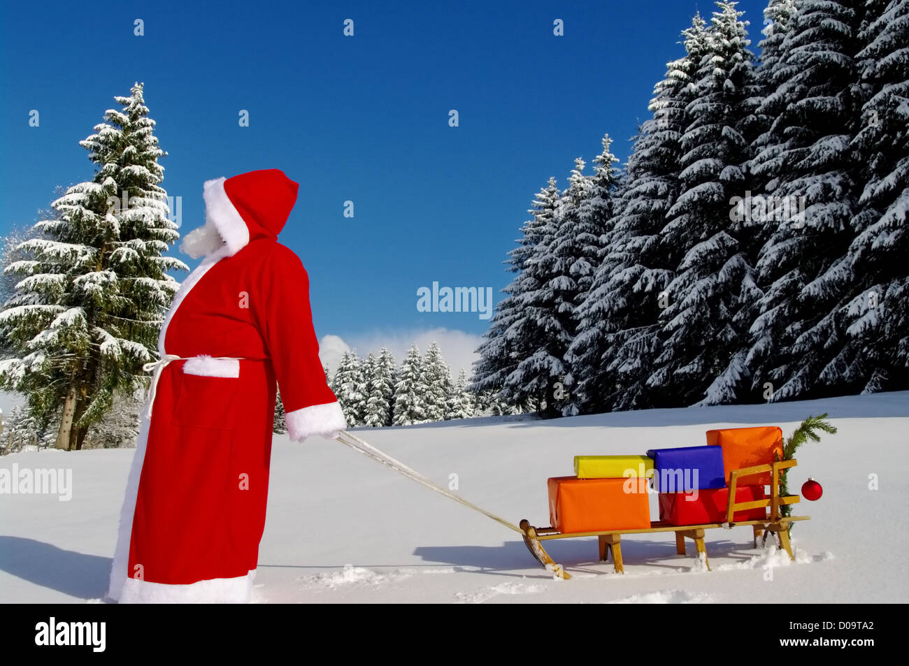 Father christmas sleigh sky hi-res stock photography and images - Alamy