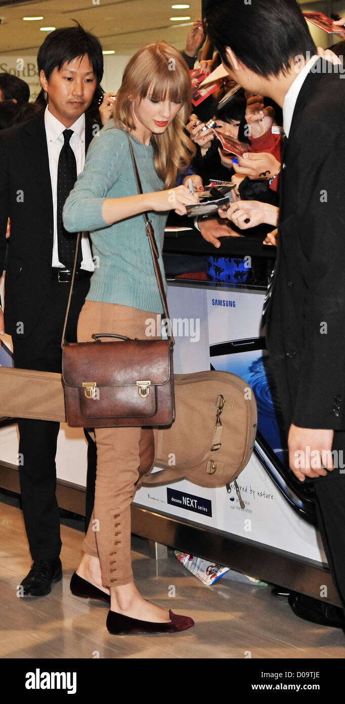 Taylor Swift prepares to head to Japan for her Eras Tour, Kelce and ...