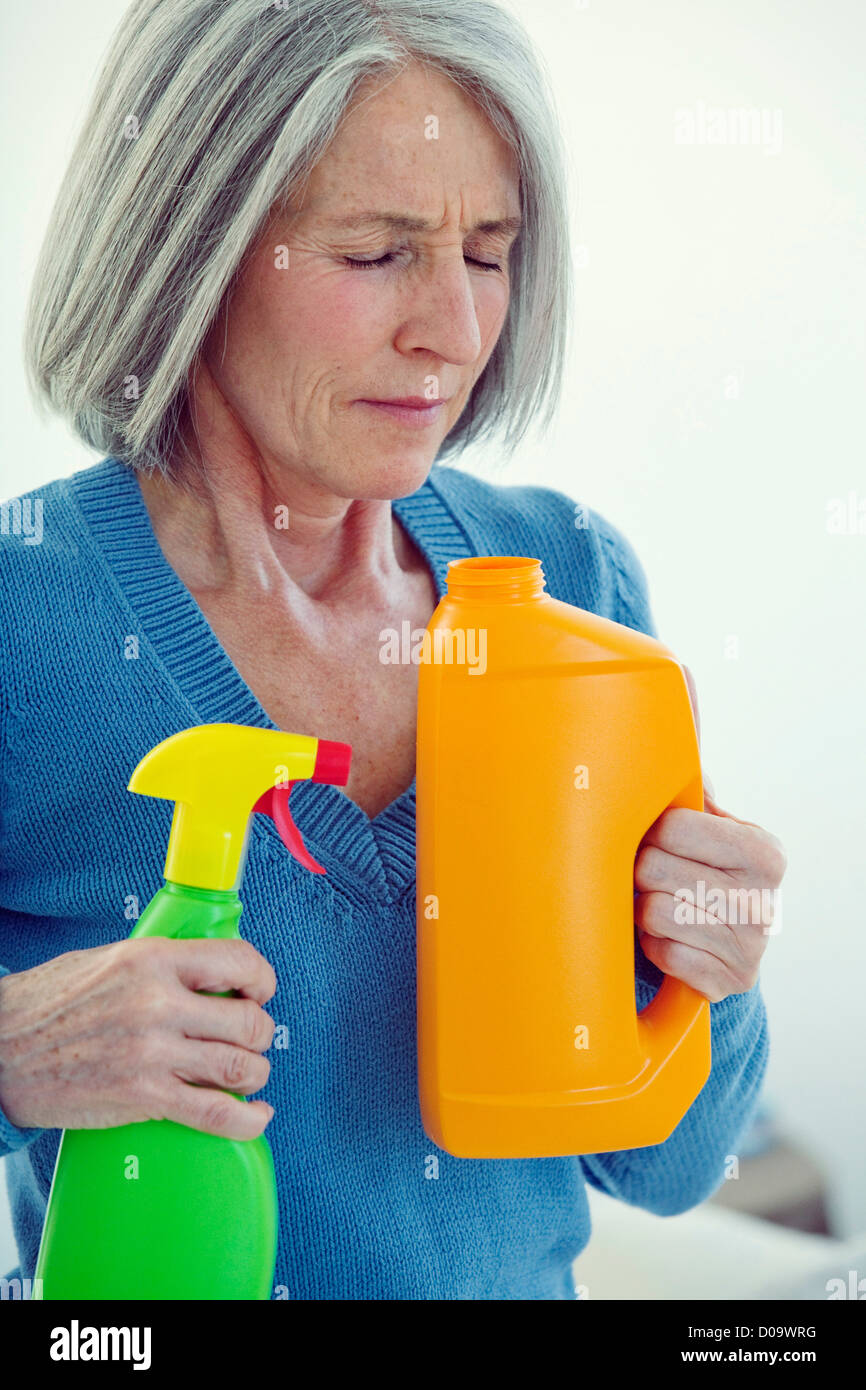 ELDERLY PERSON DOING HOUSEWORK Stock Photo - Alamy