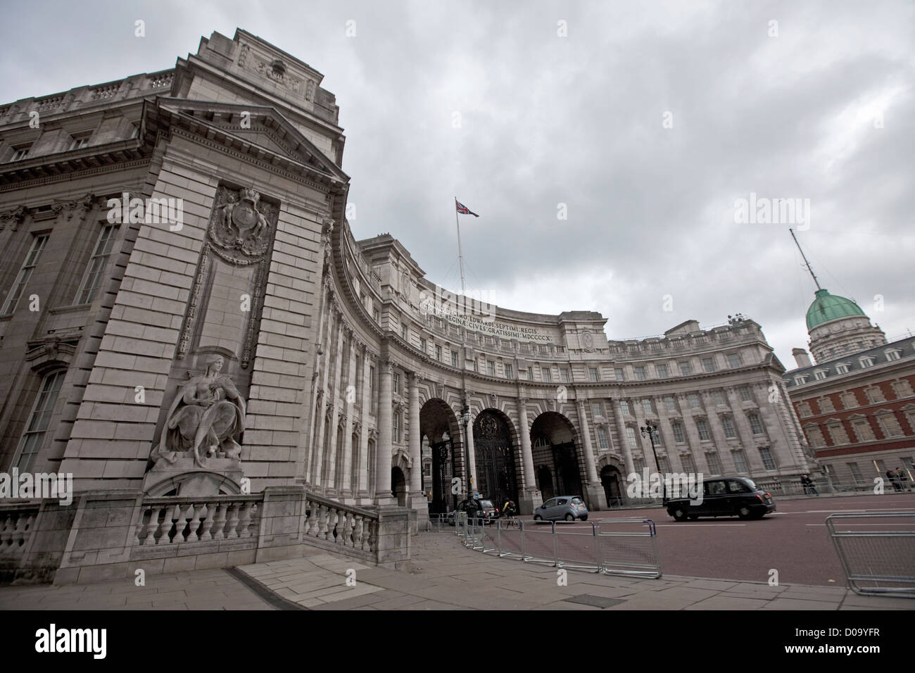 admiralty arch, london, uk Stock Photo - Alamy