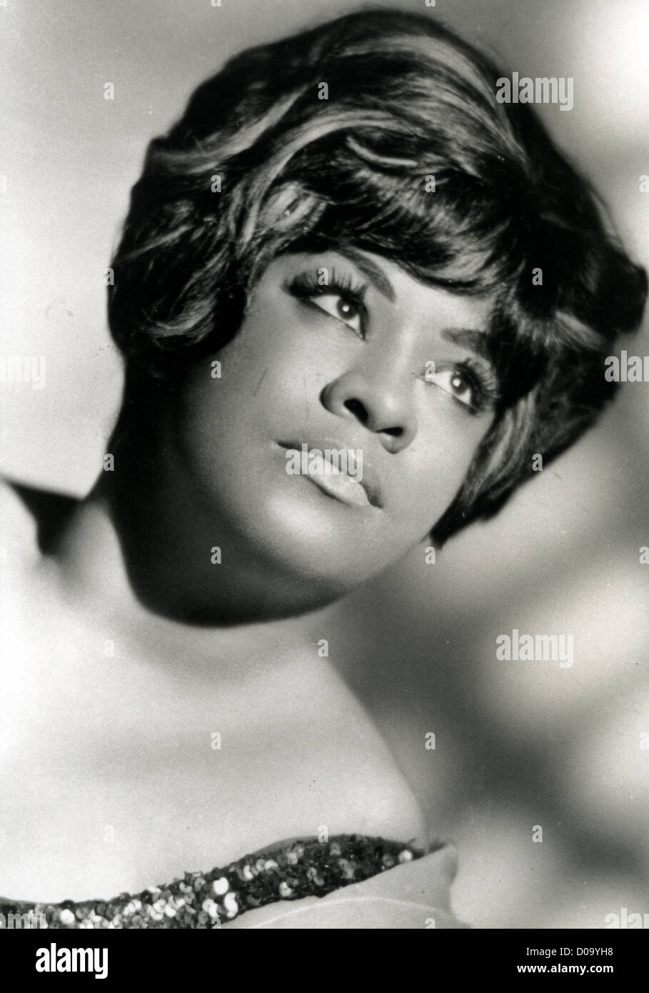 Ruth brown hi-res stock photography and images - Alamy